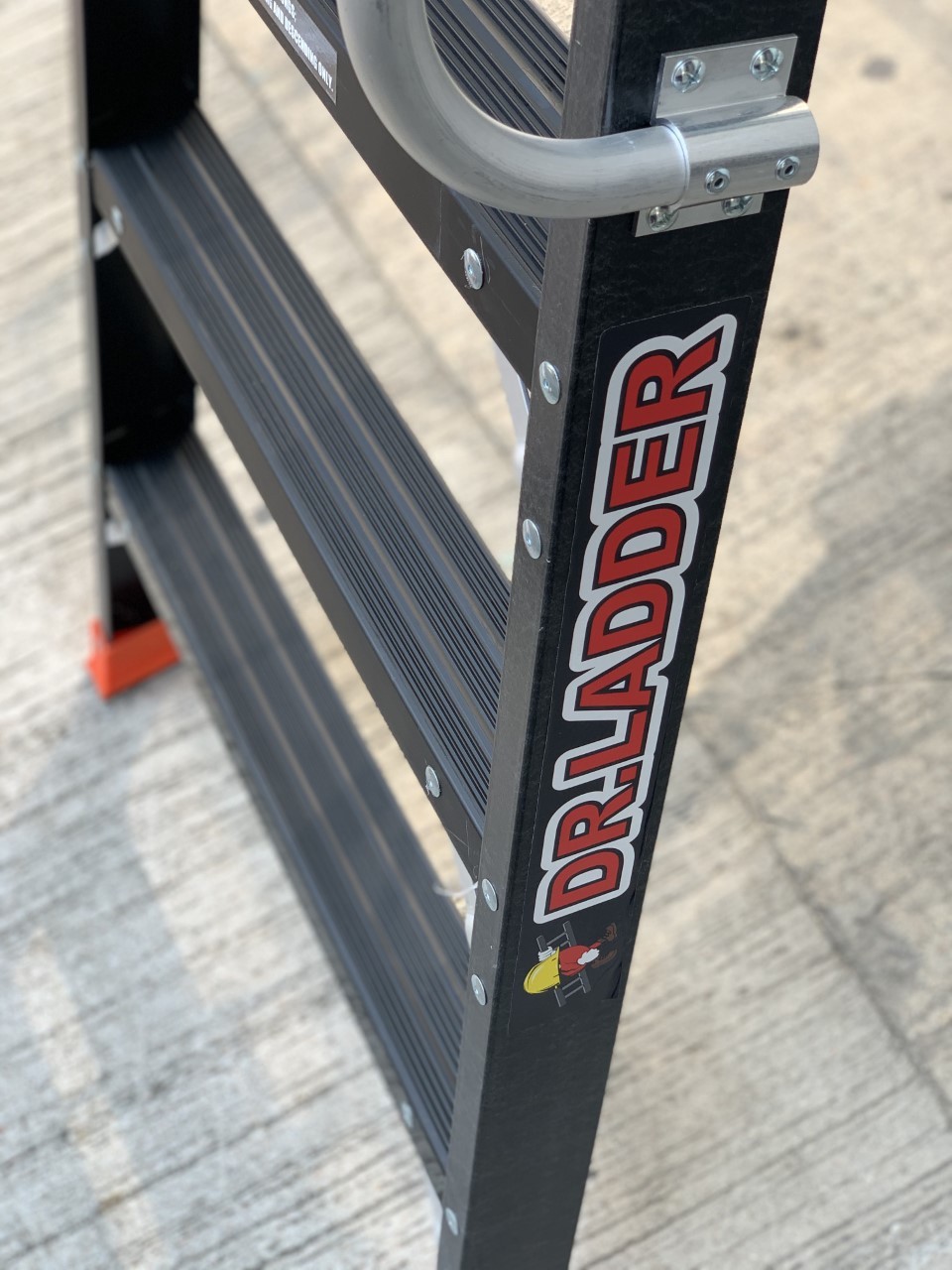 DR LADDER - DR SAFETY WORLD